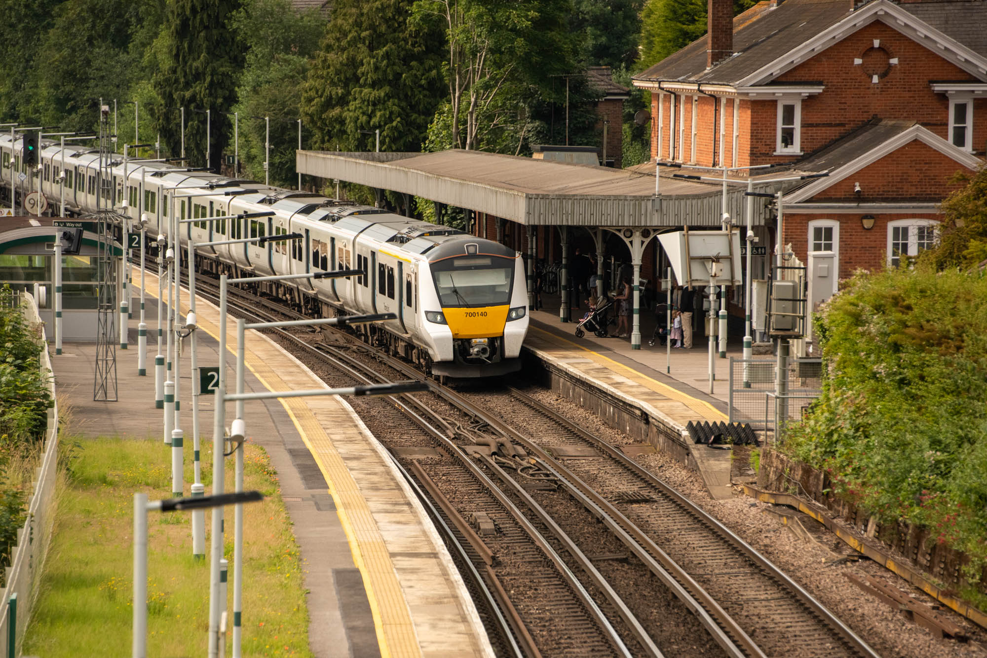 Changes to Parking at Earlswood & Salfords Station - Reigate, Redhill ...
